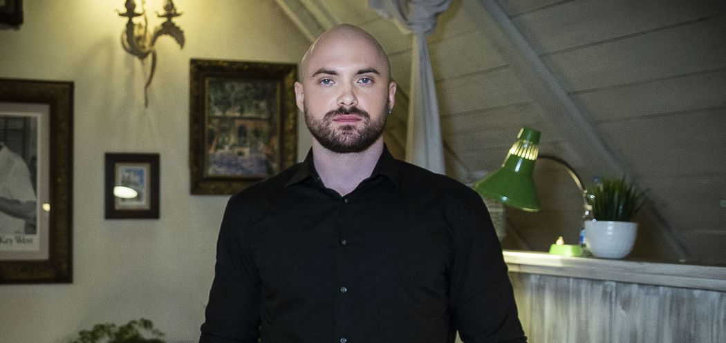 Poroka na prvi pogled: Je strokovnjak Timotej poročen?