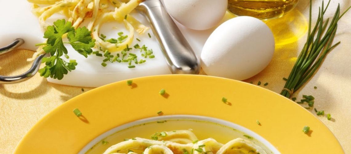 Recept: Domača jušna zakuha - Njena.si