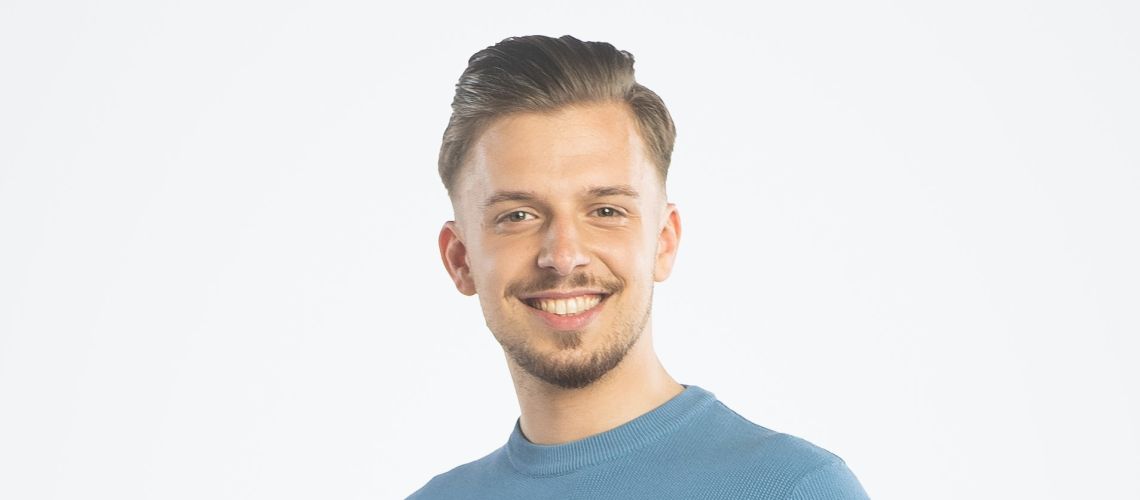 Voditelj Matic Herceg iz šale naredil pesem - Njena.si