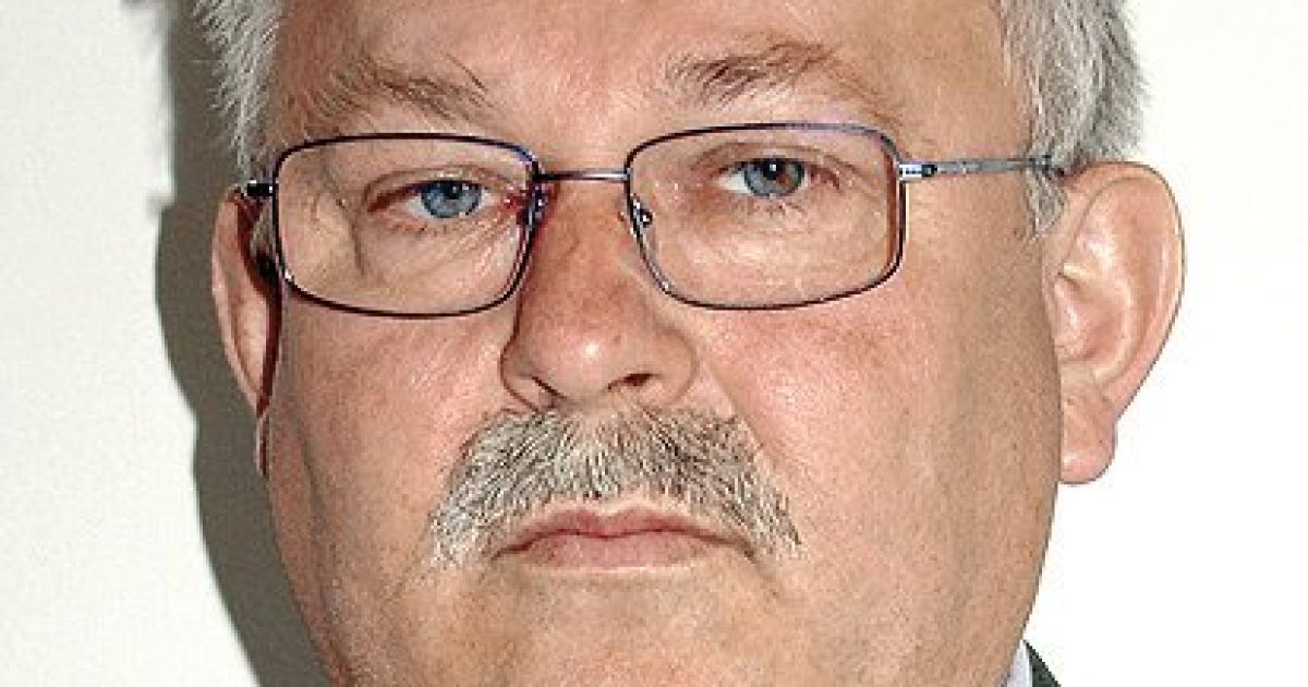 Kdor visoko leta, nizko pade - Svet24.si