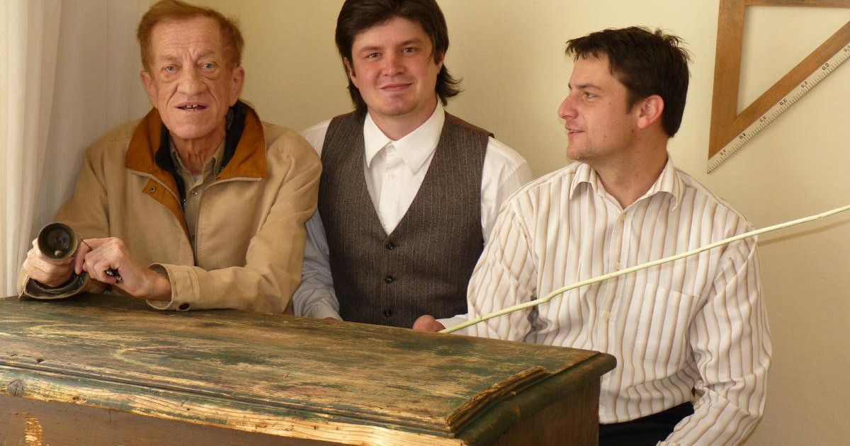 Na Radovici odprli šolo, ravnatelj Andrej Bajuk - Svet24.si
