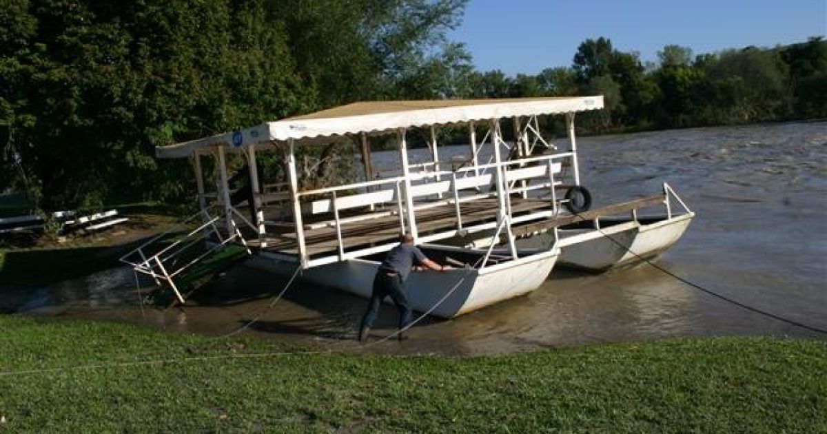 FOTO: Sotla in Krka še ne privoščita ljudem počitka, Sava popušča ...