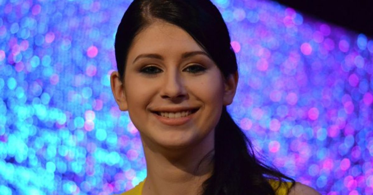 Eva Boto s pesmijo obudila spomin na svoje začetke - Svet24.si