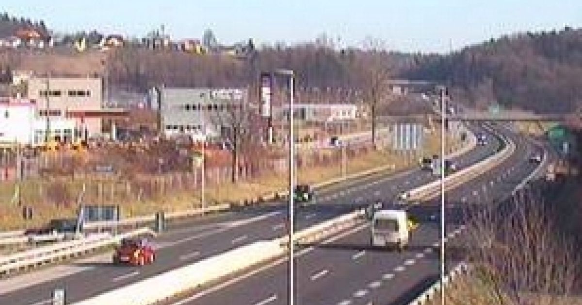 Na mejnih prehodih ni daljšega čakanja pri prestopu meje - Svet24.si