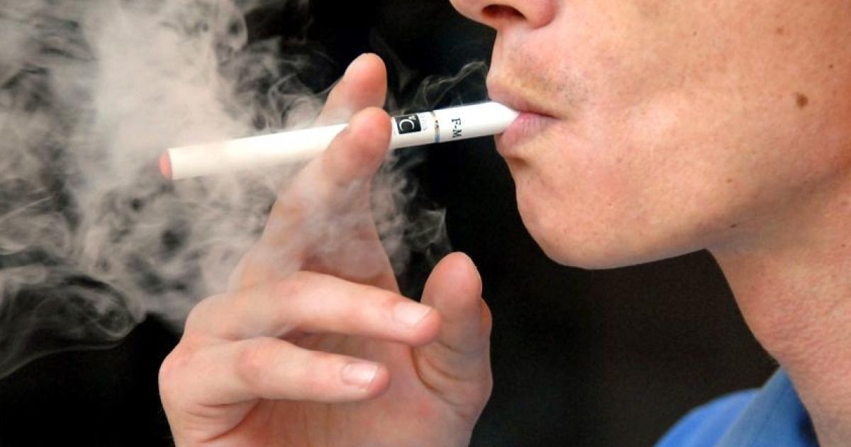 Kadite elektronsko cigareto? Preberite! - Svet24.si