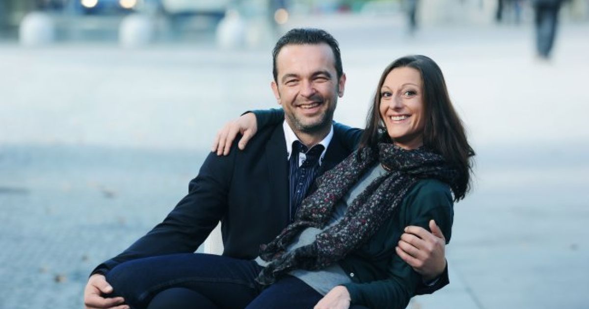 S pištolo na glavi - Svet24.si