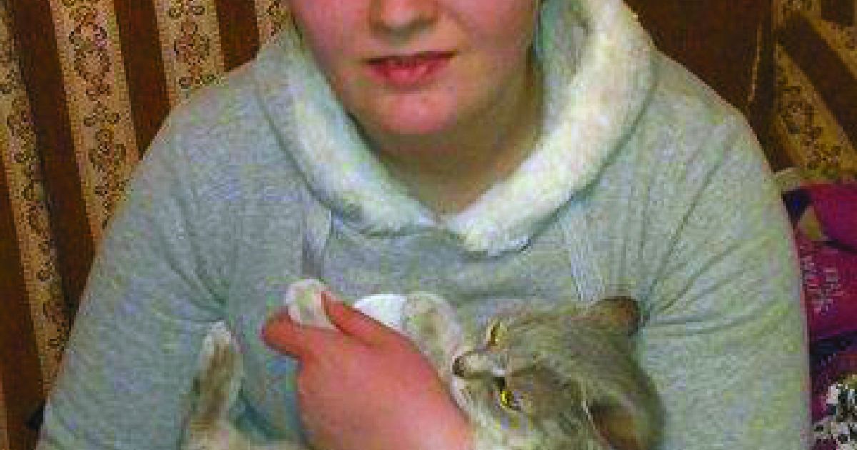 Svetovni fenomen! 19-letnica tumor v glavi pozdravila z medicinskim petrolejem - Svet24.si