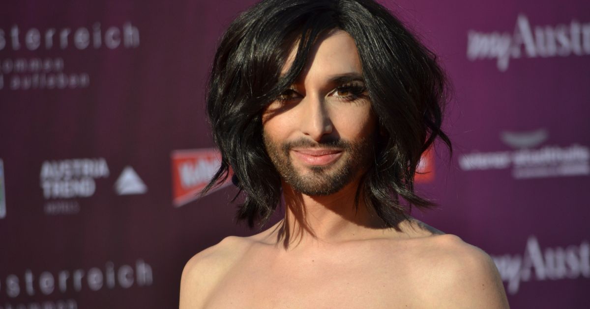 Conchita Wurst ima virus hiv; bivši partner naj bi jo izsiljeval z ...