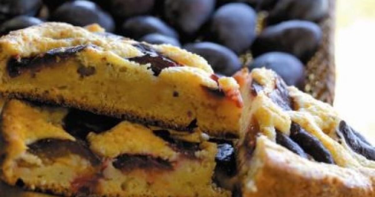 Slivova pogača s kokosom - Svet24.si