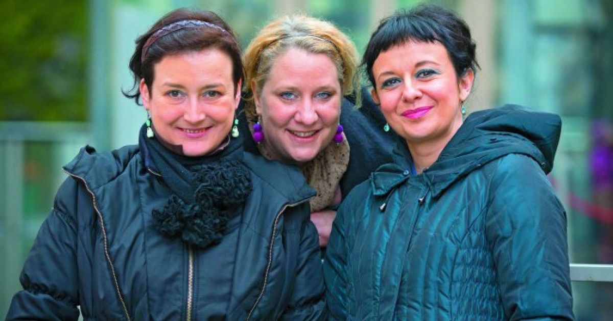 Tri vražje babnice iz gibanja TRS - Svet24.si