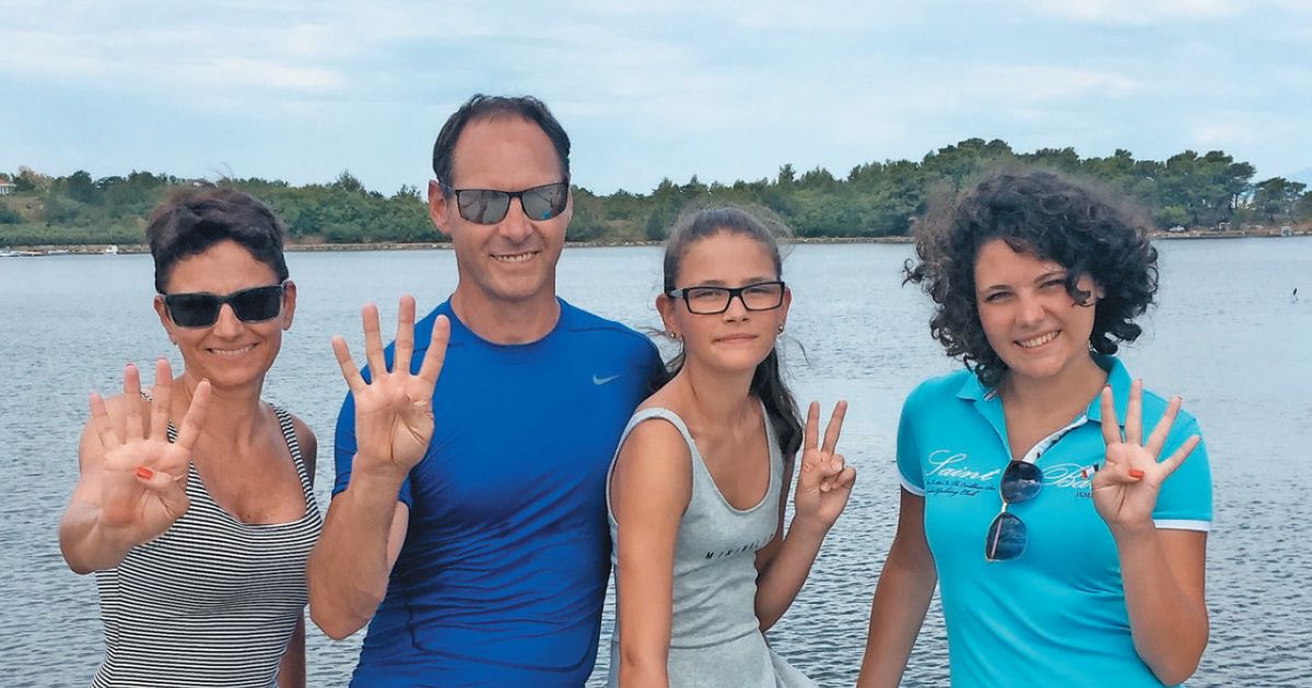 Eva in Komar sta stara 14 let - Svet24.si