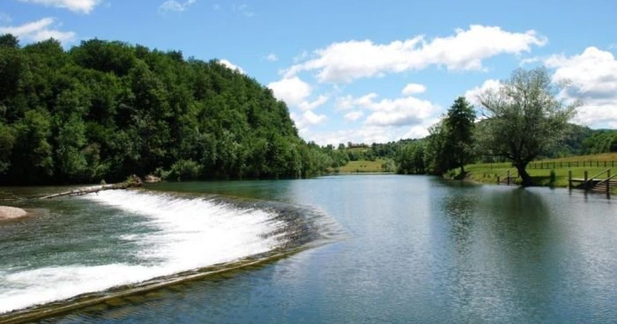 Reka Kolpa in turizem ob njej kot vzgled najdaljši poljski reki Visli ...