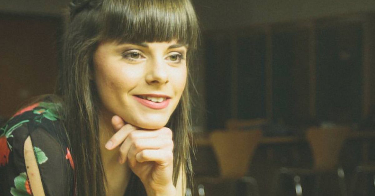 Pevka Ditka pobegnila pred rutino - Svet24.si