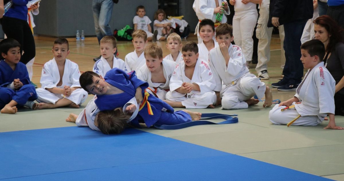 Lin Luzar, Miha Pavlin, Mark Cvelbar, Mihael Pejašinović zlati na ...