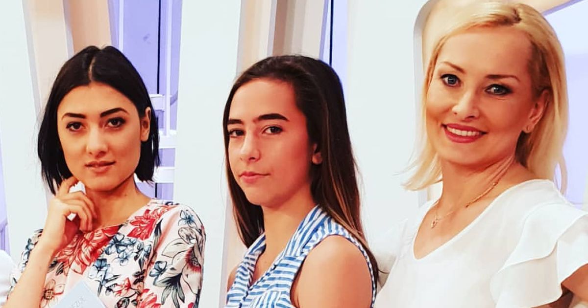 FOTO: Tanja Ribič pokazala obe hčerki - Svet24.si