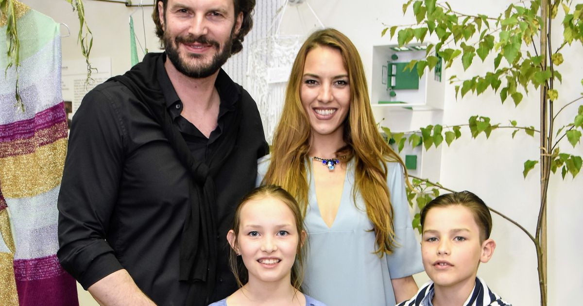 Ponosna mama Manca Zver - otroka rasteta kot koprive - Svet24.si