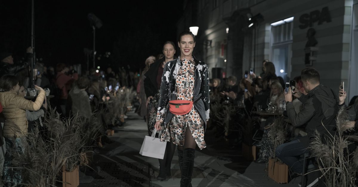 Ula Furlan odprla prav posebno modno revijo - Svet24.si