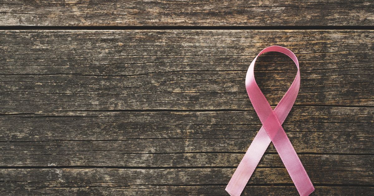 Rak dojk: Zbolijo ženske, v boj pa tudi moški - Svet24.si