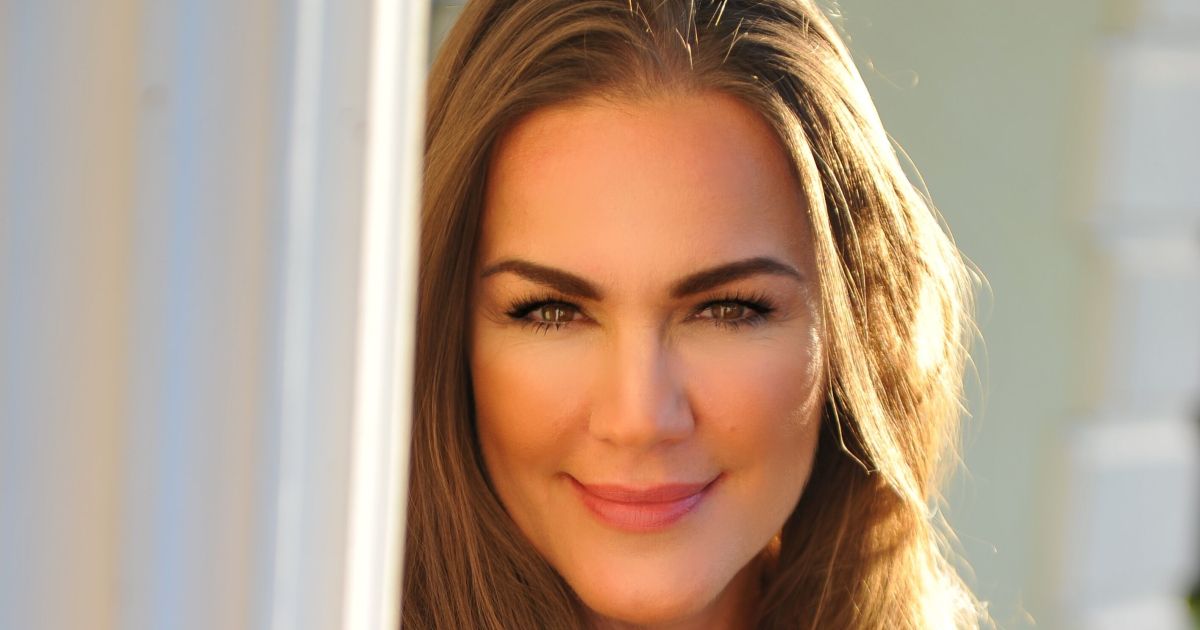 Rebeka Dremelj z Leno tudi v postelji - Svet24.si