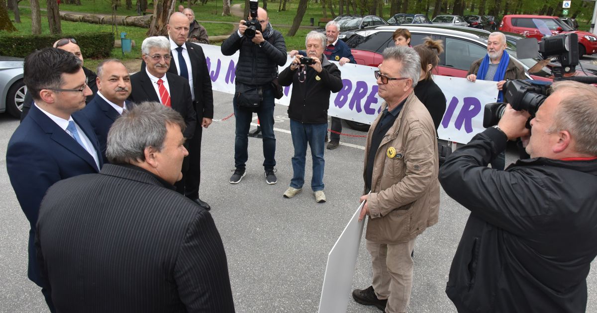 (FOTO) Marjan Šarec: »V zvezi z Muro se bo delalo zakonito« - Svet24.si