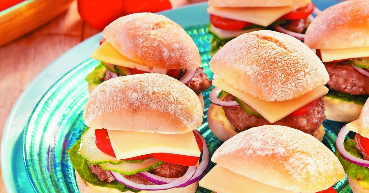 Mini burgerji za okusen prigrizek! - Svet24.si