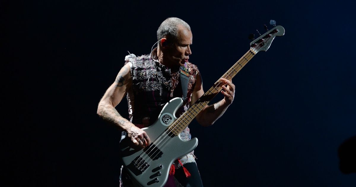 Slavni basist se je poročil - Svet24.si