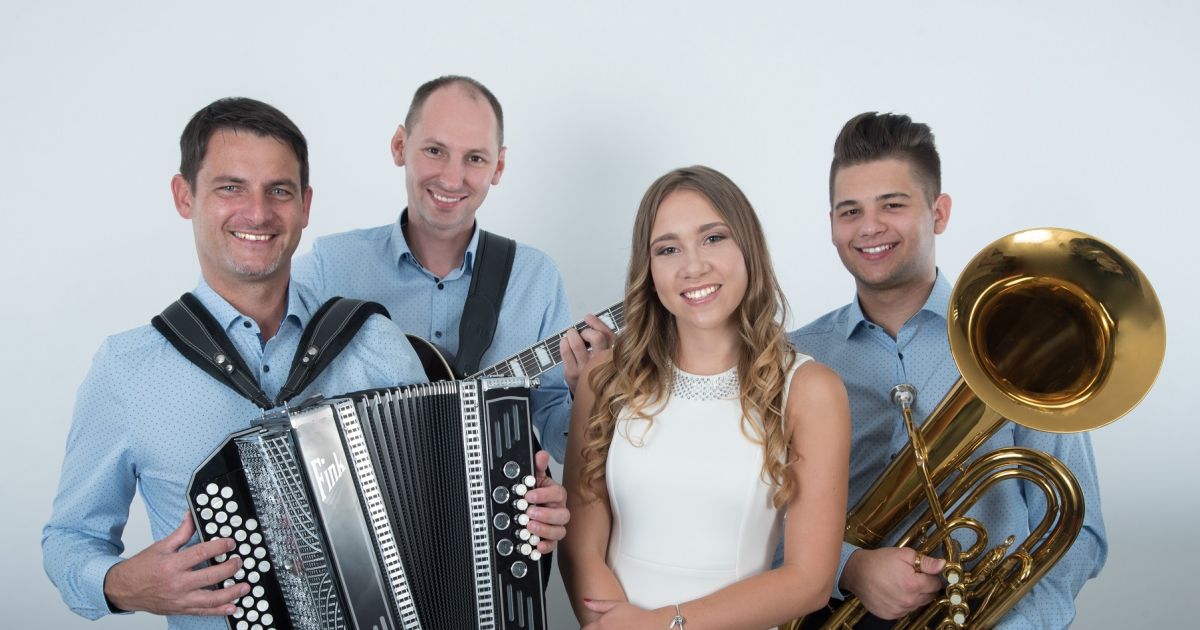 20 let Ansambla Andreja Bajuka - Veseljak.si