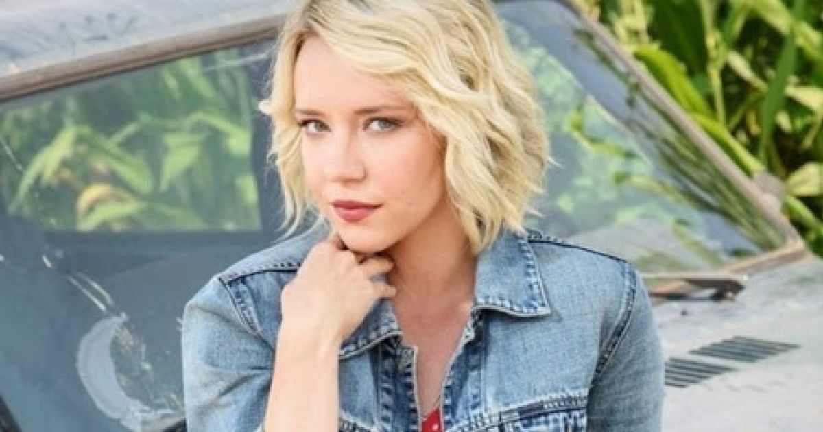 Zvezdnica serije Šverc komerc zaradi motnje morala na operacijo - Svet24.si