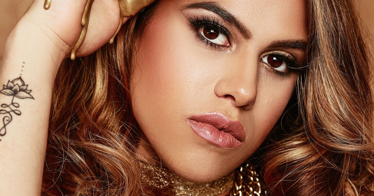 Lepotica dneva: SARA HORVAT - Svet24.si