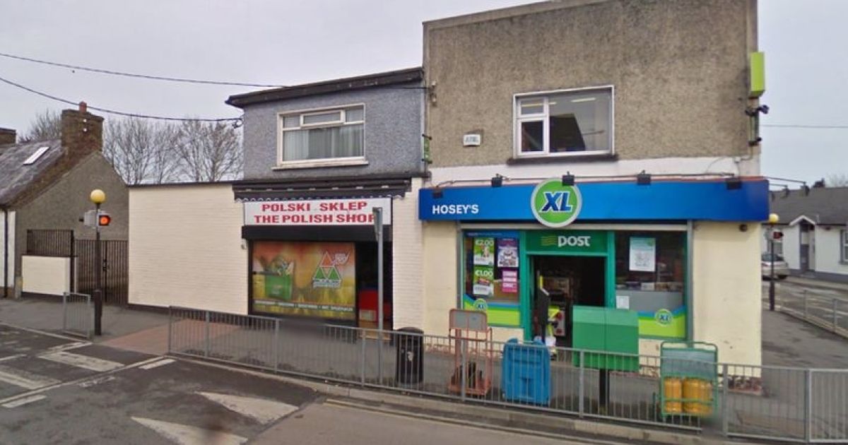 Z mrtvecem pod roko zakorakala na pošto in zahtevala njegovo pokojnino ...