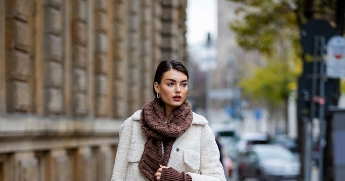 Kdaj in kako nosimo hlače v škornjih? - Svet24.si