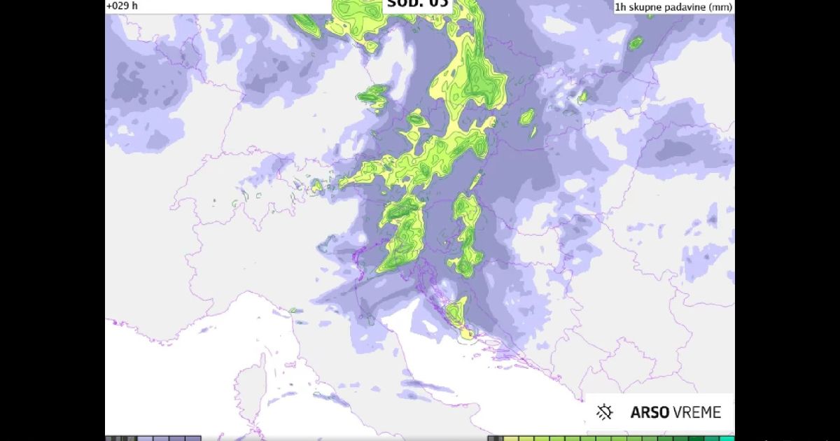 Hladna fronta bo dosegla naše kraje; okrepljen veter, plohe in nevihte ...