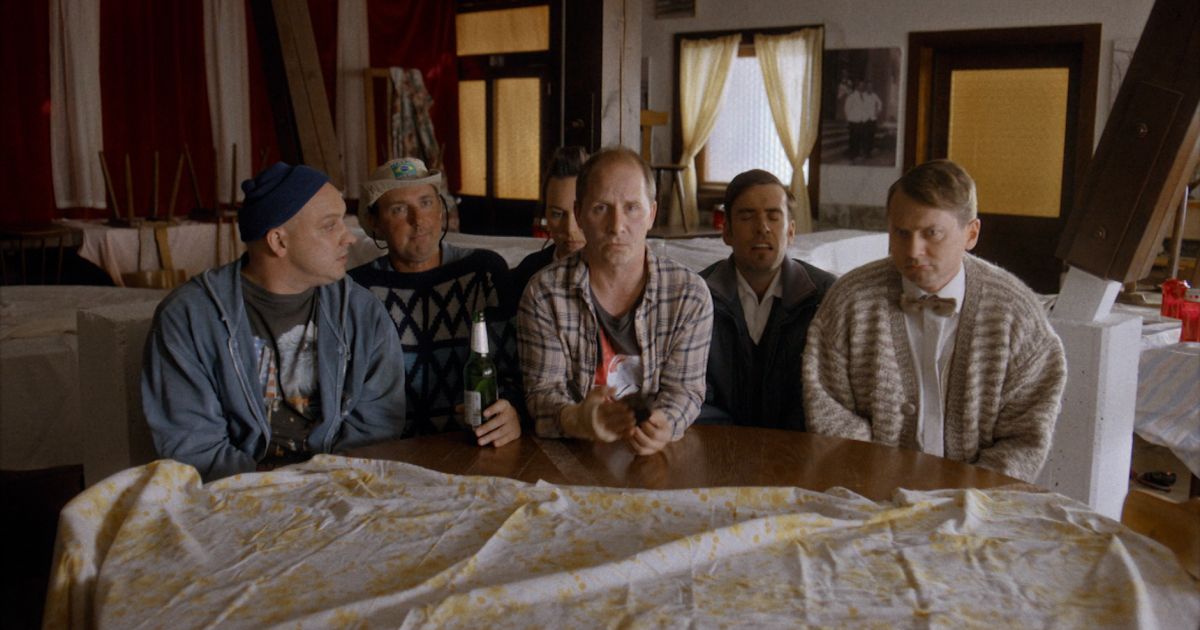 Komedija Pr'Hostar 2‰ se je zavihtela med tuje uspešnice