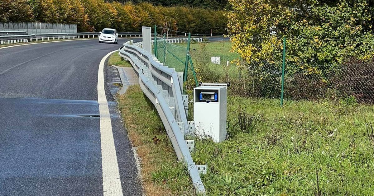 Pozor, če ob avtocesti vidite to 'škatlo', saj vas kontrolira - Svet24.si