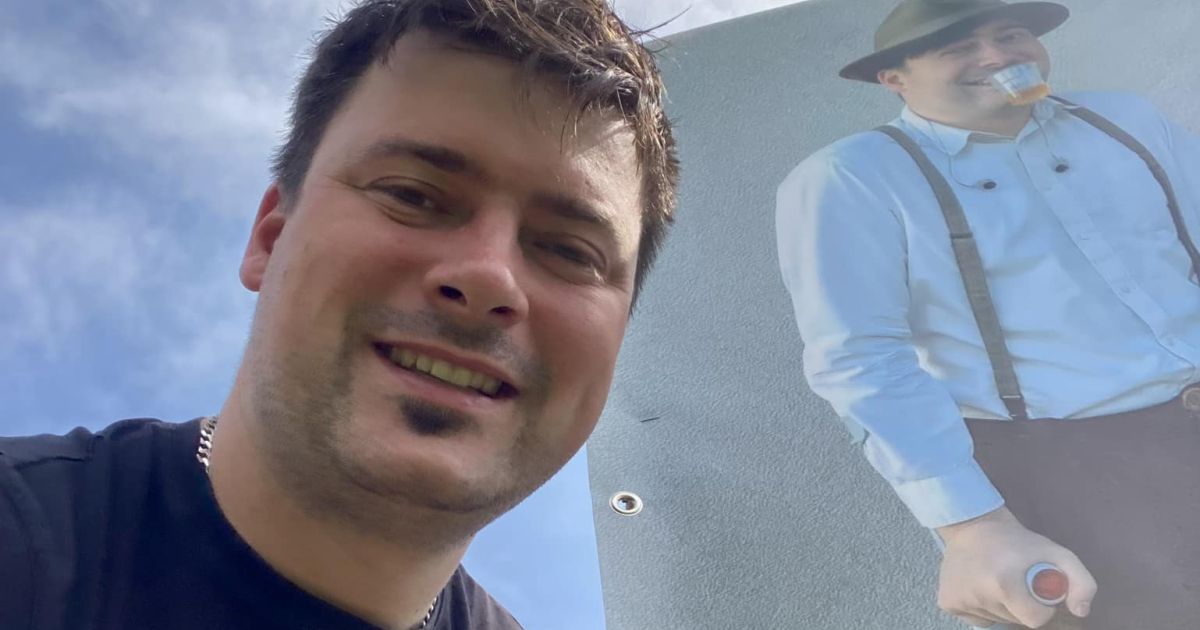 Murn Elvis Govedič praznoval 30 let - Veseljak.si