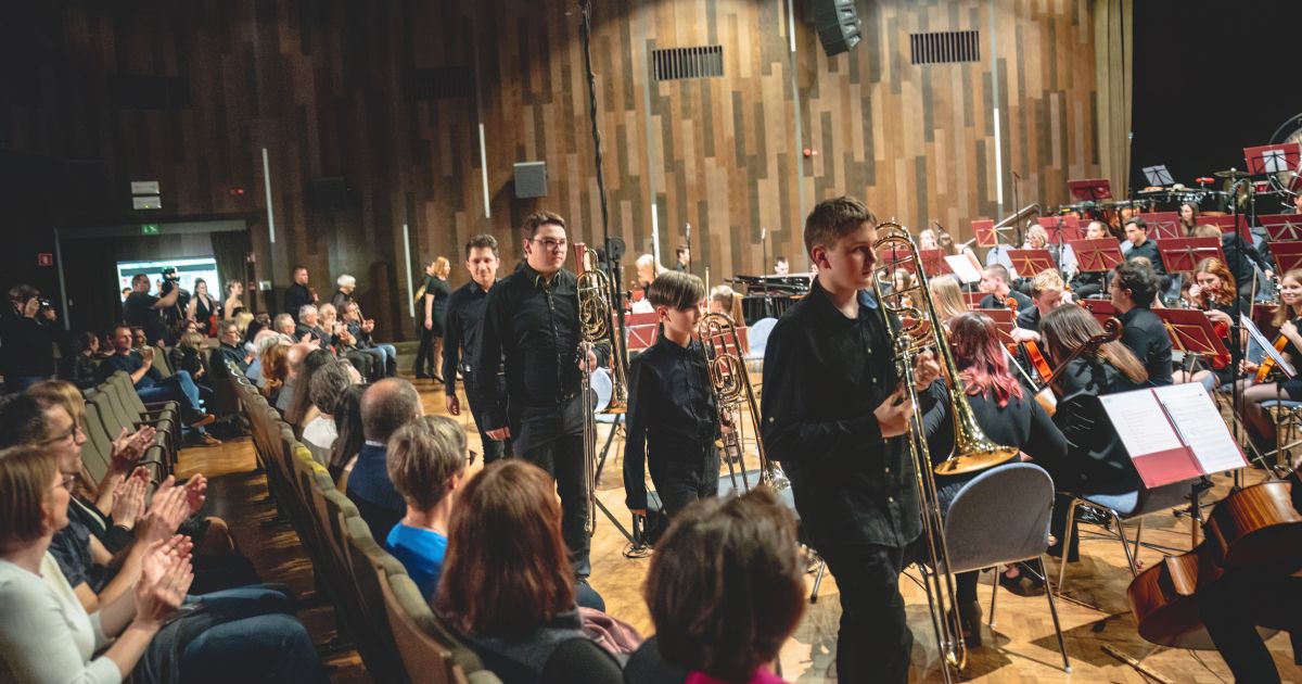 FOTO: Slavnostni koncert ob 30-letnici Simfoničnega orkestra Glasbene ...