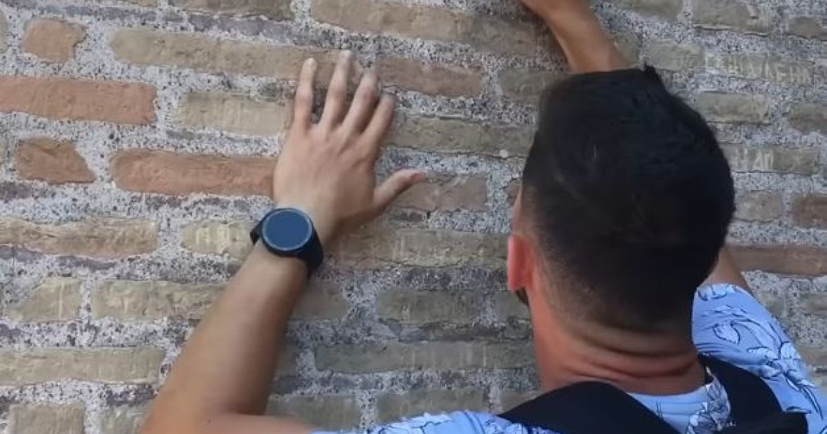 Še dva primera vandalizma v rimskem Koloseju, jih čaka zaporna kazen? - Svet24.si