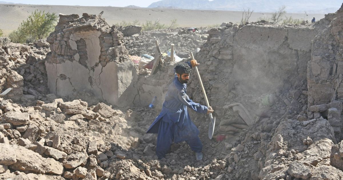 V soboto je potres terjal več tisoč življenj, danes pa se je ponovno ...