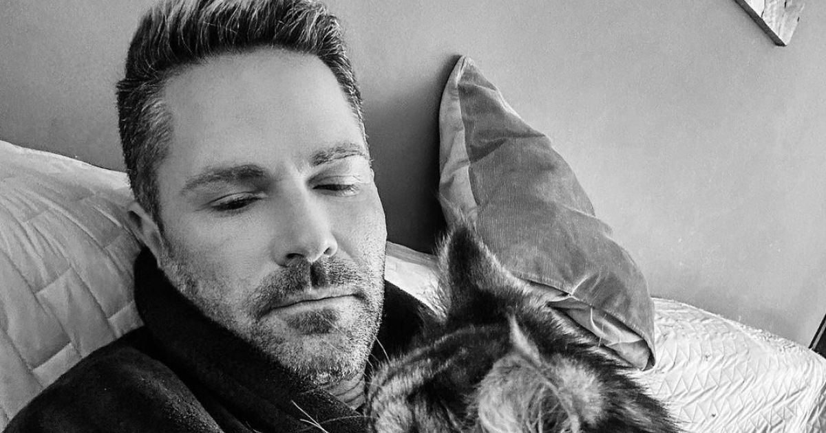 Pevec Sebastian se sooča s težko izgubo - Svet24.si