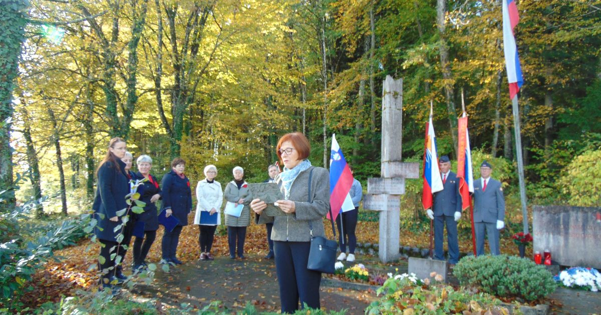 Kronce na žalni slovesnosti - Svet24.si