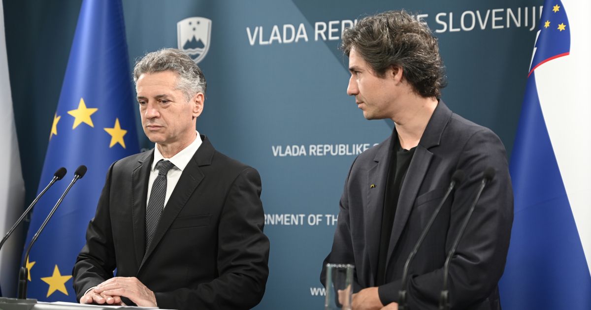 Golob na bolniško, nadomeščal ga bo Mesec - Svet24.si