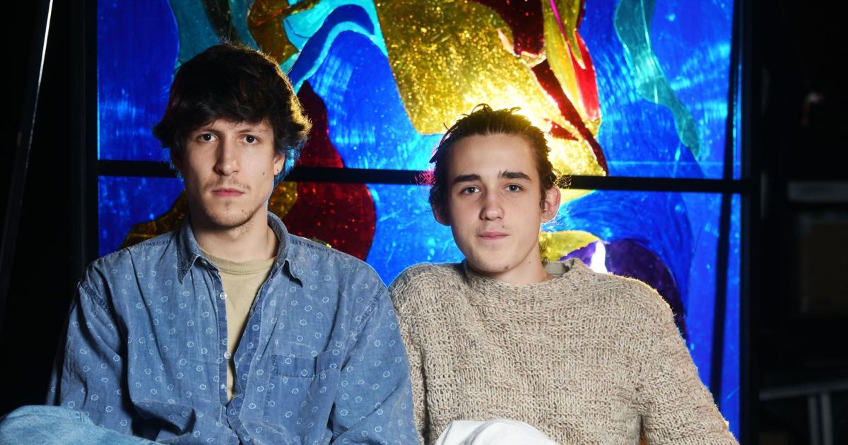 Mark Jacob Cavazza in Voranc Mandić – mlada igralca po stopinjah očeta in dedka - Svet24.si