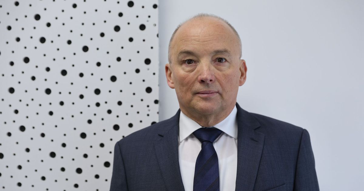 Peter Gregorčič je eksponent SDS v SLS, z ljudsko stranko ima približno ...