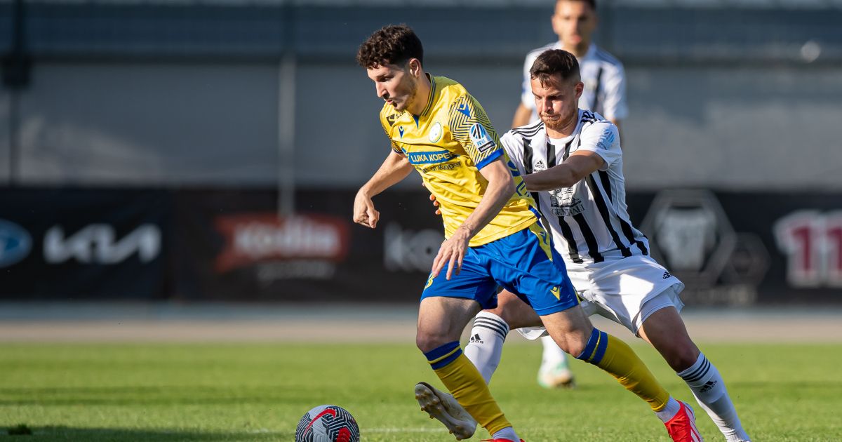 (FOTO) Črno-beli remizirali na Fazaneriji. Mura - Koper 1 : 1 - Vestnik.si