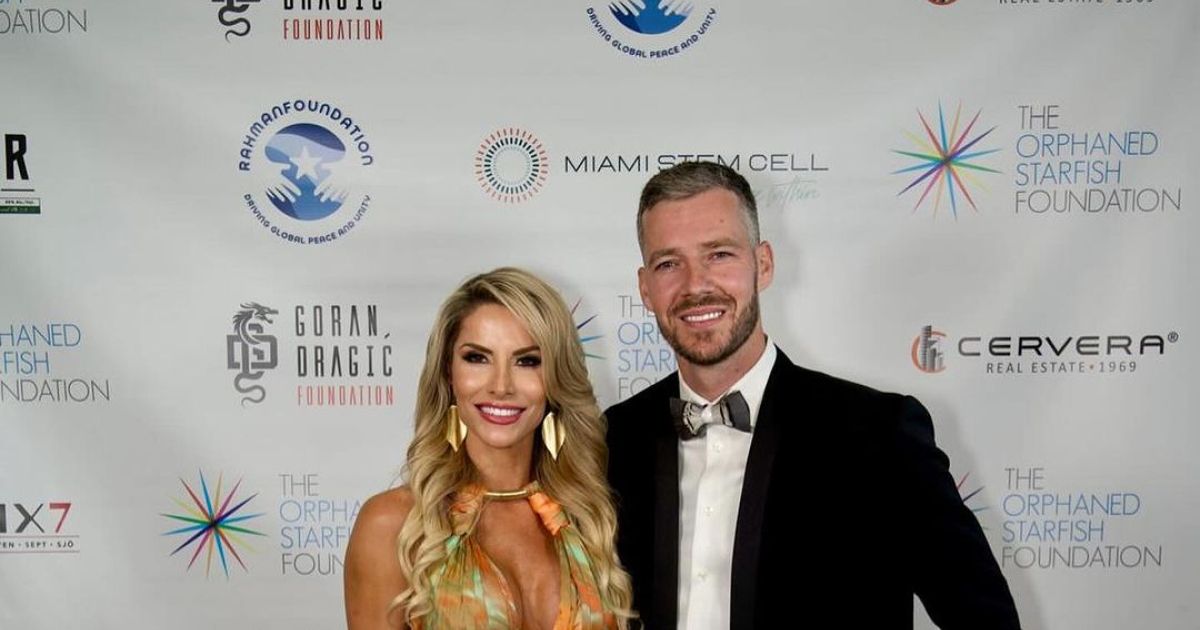 Tako je na dobrodelni prireditvi blestel Goran Dragić z izbranko ...