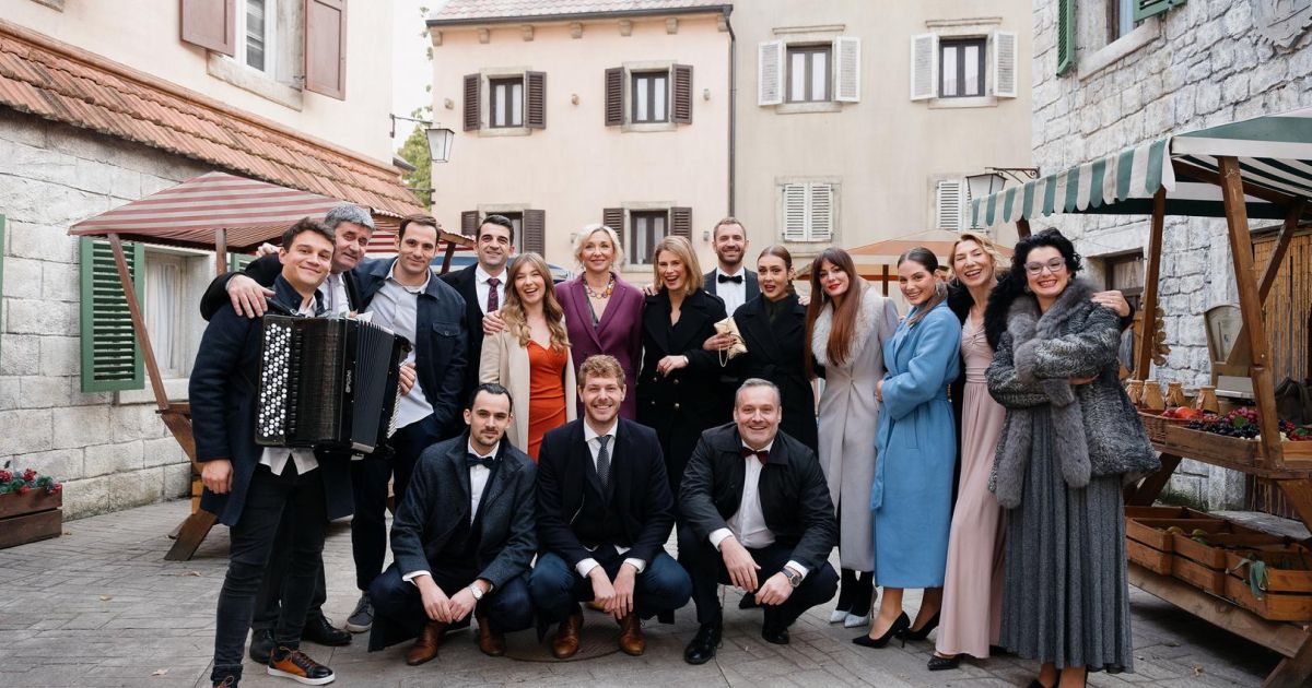 Kaj so po izobrazbi zvezde serije Botri? - Svet24.si