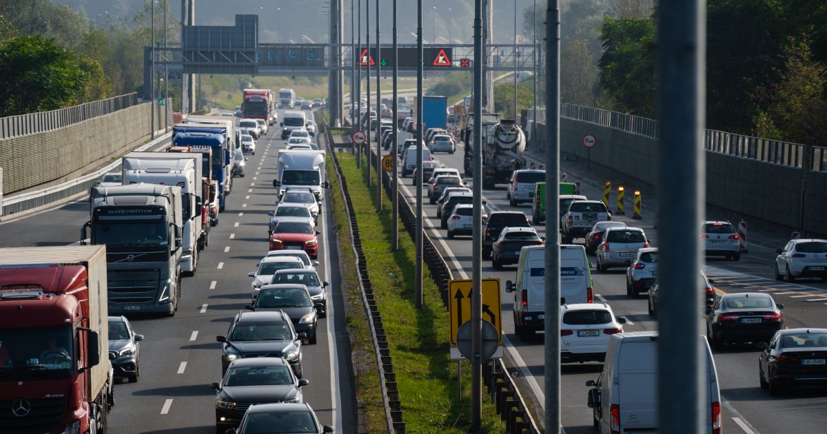 Danes lahko pričakujete gost promet v različnih smereh po državi ...