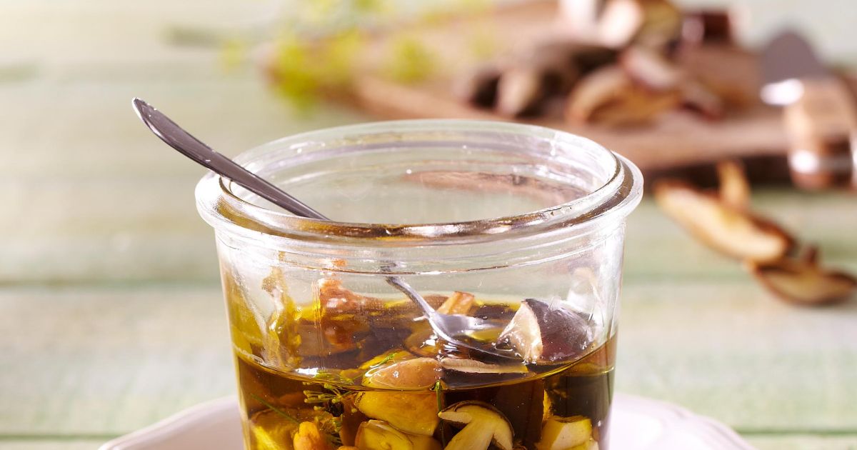 Recept na preizkušnji: V olju vložene gobice - Svet24.si