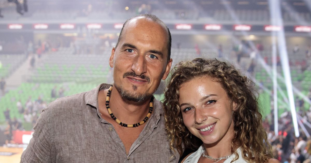 Še ena 'slavna' poroka: Vid Valič stopil pred oltar - Svet24.si