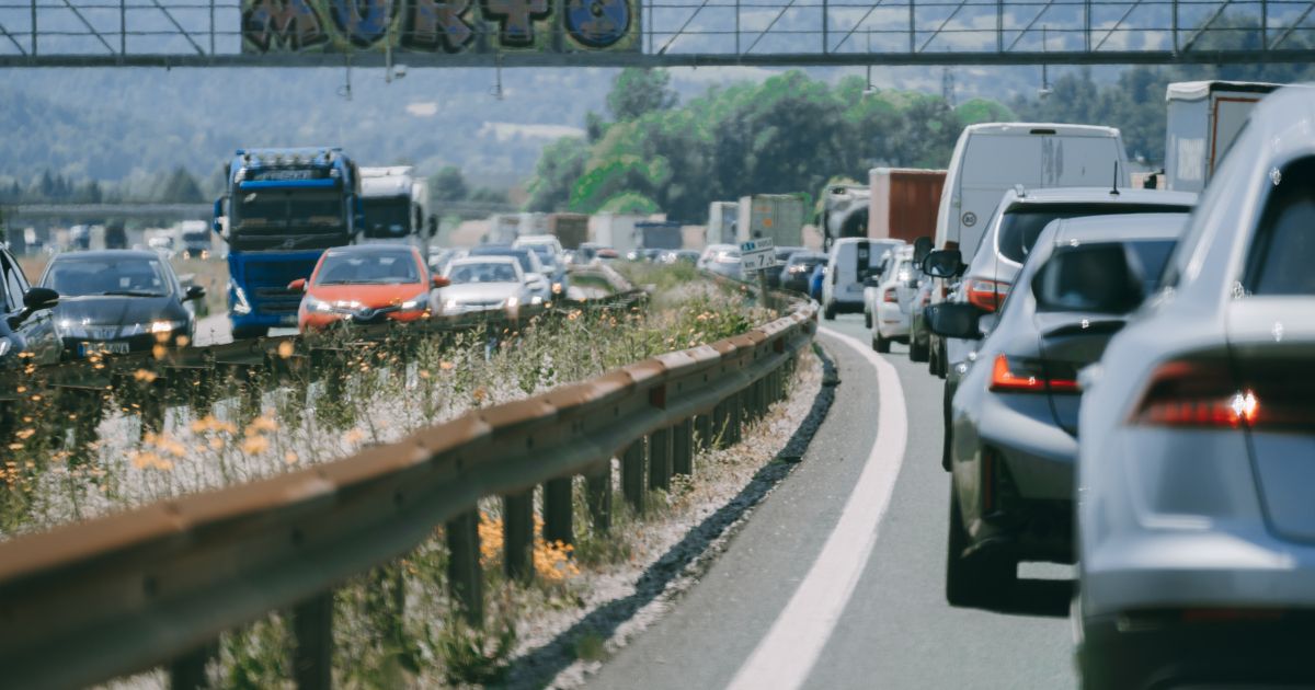Voznike na avtocesti od Postojne do Ljubljane čakajo večtedenske zapore ...